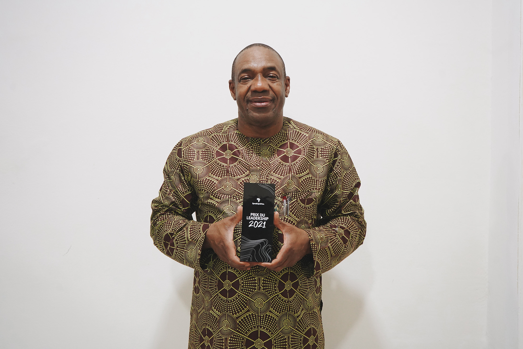 Prof. Samba Sow receives Speak Up Africa Award – CVD-Mali